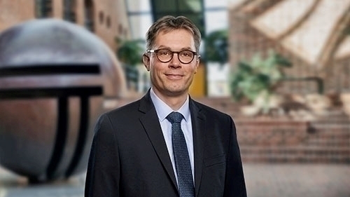 Karsten E. Olesen